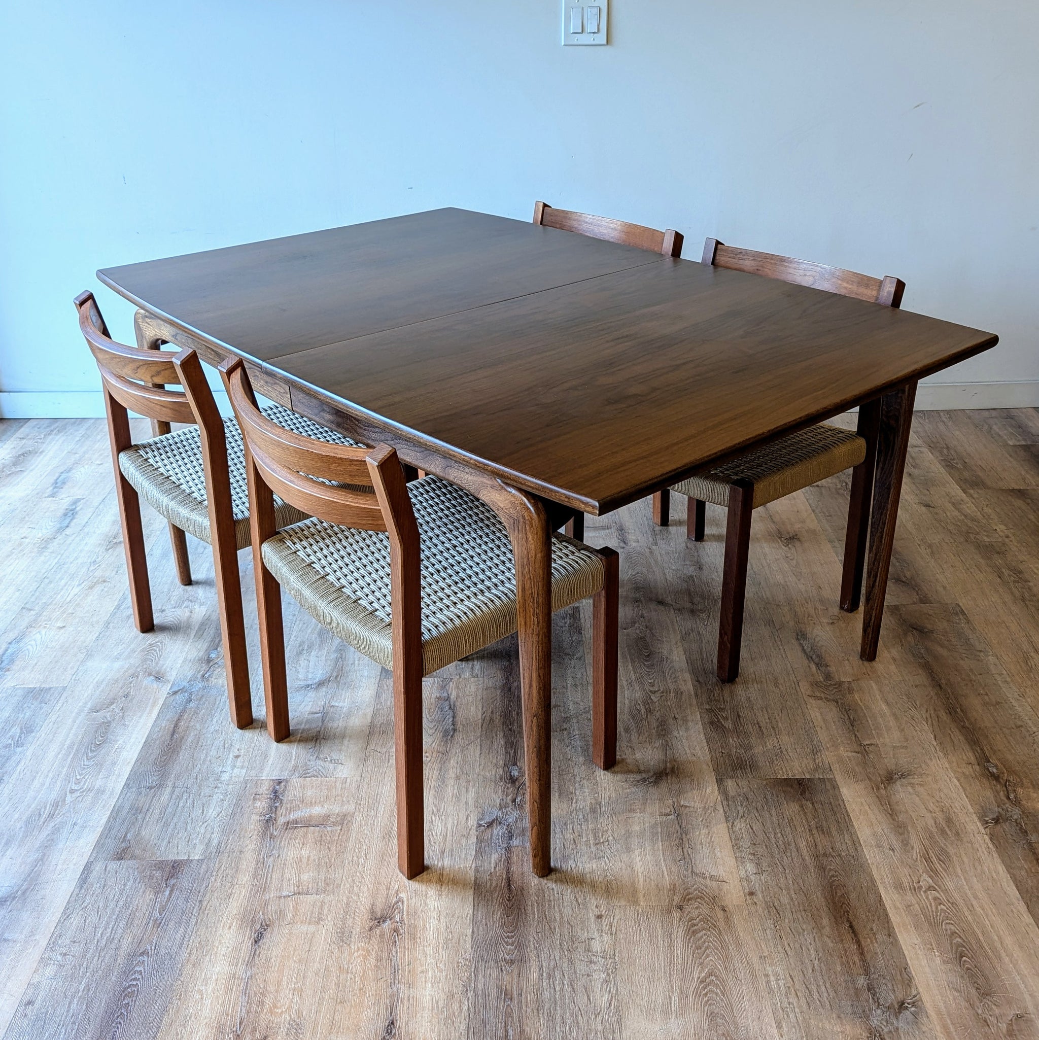 Lane Perception Dining Table
