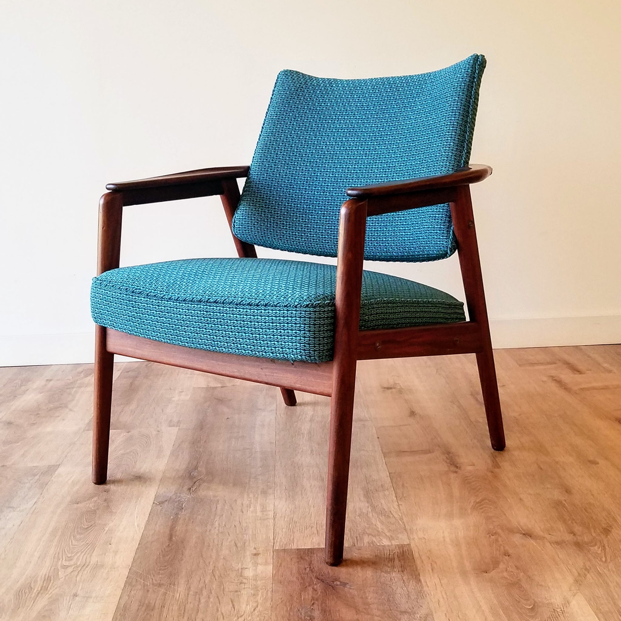 Knut Sæter Lounge Chair | Seattle Restored Norwegian Furniture